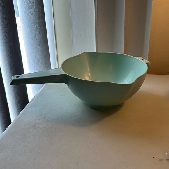 Tupperware | Kitchen | Tupperware Rare Jadeite Colored Large Colander ...